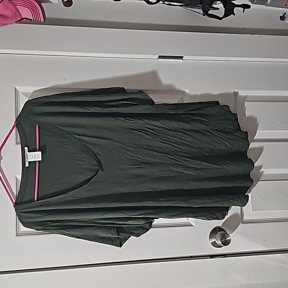 K Jordan | Tops | 5x Top Sry Its Wrinkled | Poshmark